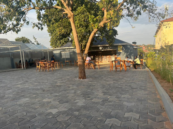 711 Lounge & Restaurant Kampala