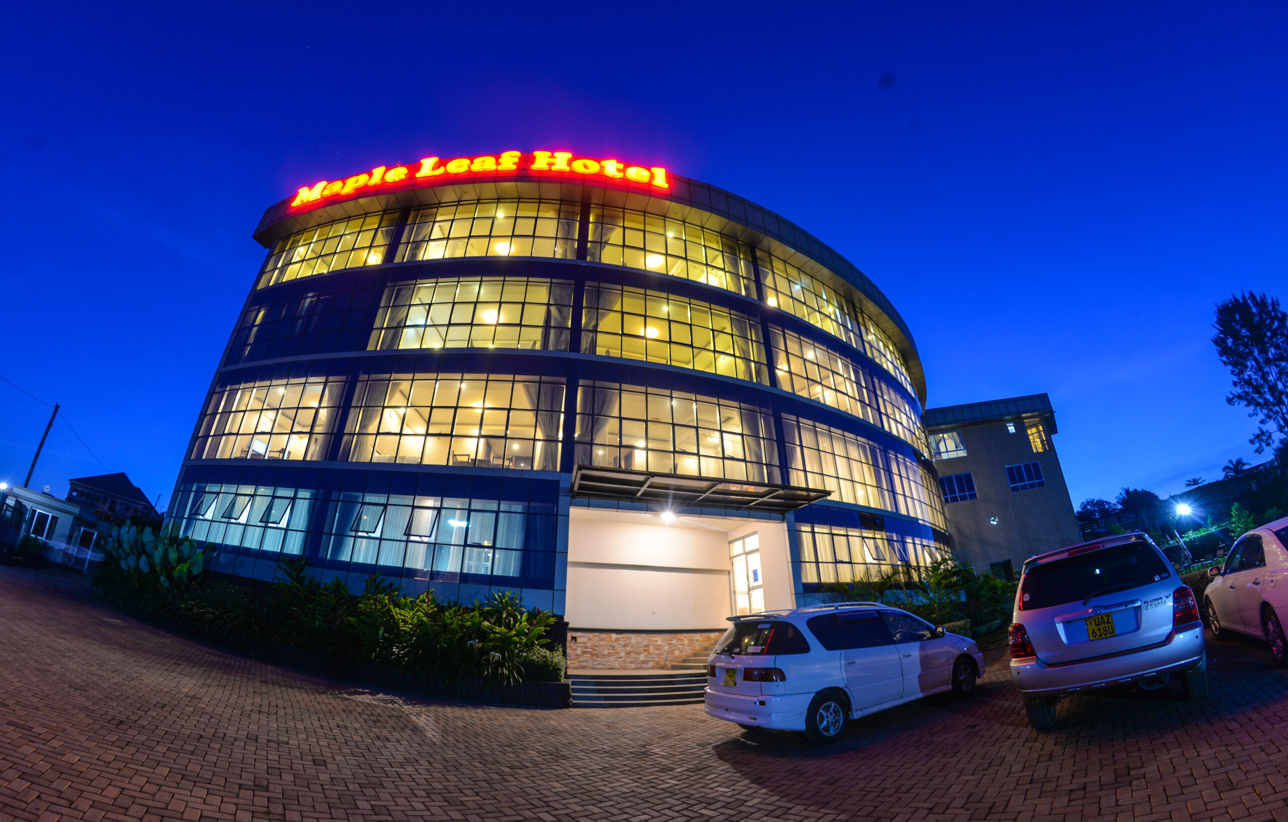 Maple Leaf Hotel - Hangspots