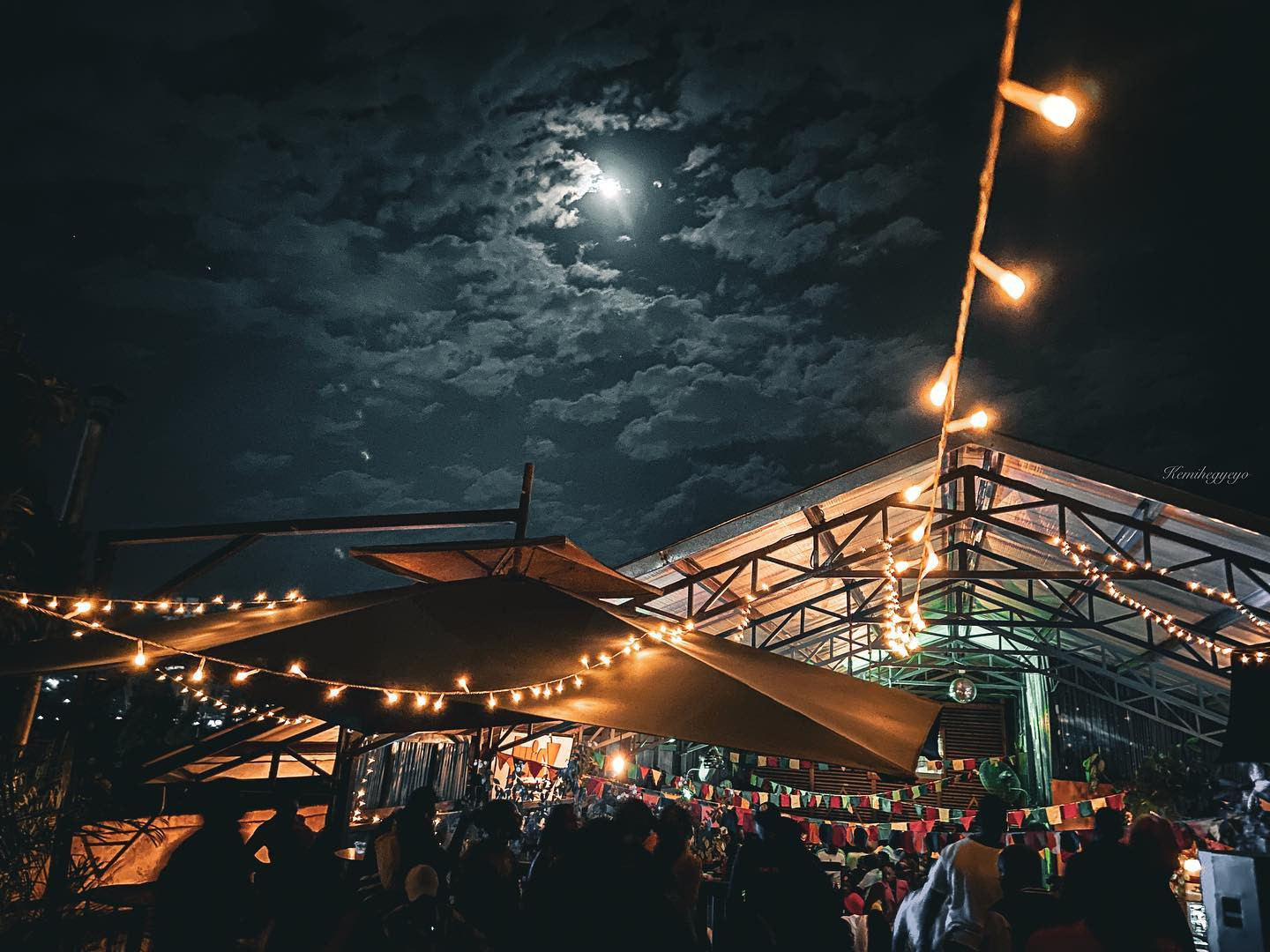 Kenji’s Cocktail Bar - Hangspots